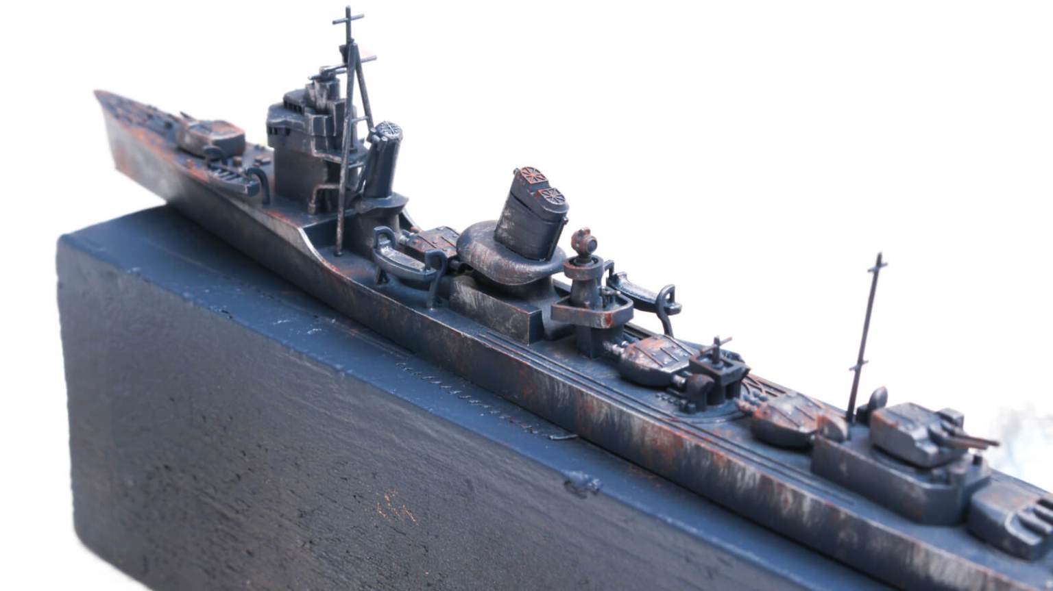 きっかけはタミヤの1:700暁／塗装で味わうフネの巨大さは、さらなるデカさに私を誘う | nippper: ニッパーを握るすべての人と、プラモデルの楽しさをシェアするサイト