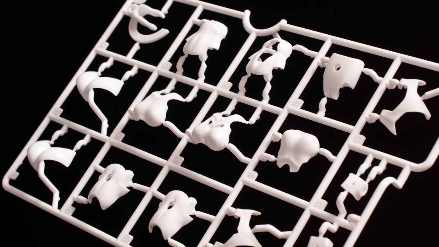 【レビュー】まっさらだからこそ手にした人の思いを乗せられる「最高のエントリーモデル」／B1R-M シャーシキット スキンカラーA、B | nippper: ニッパーを握るすべての人と ...