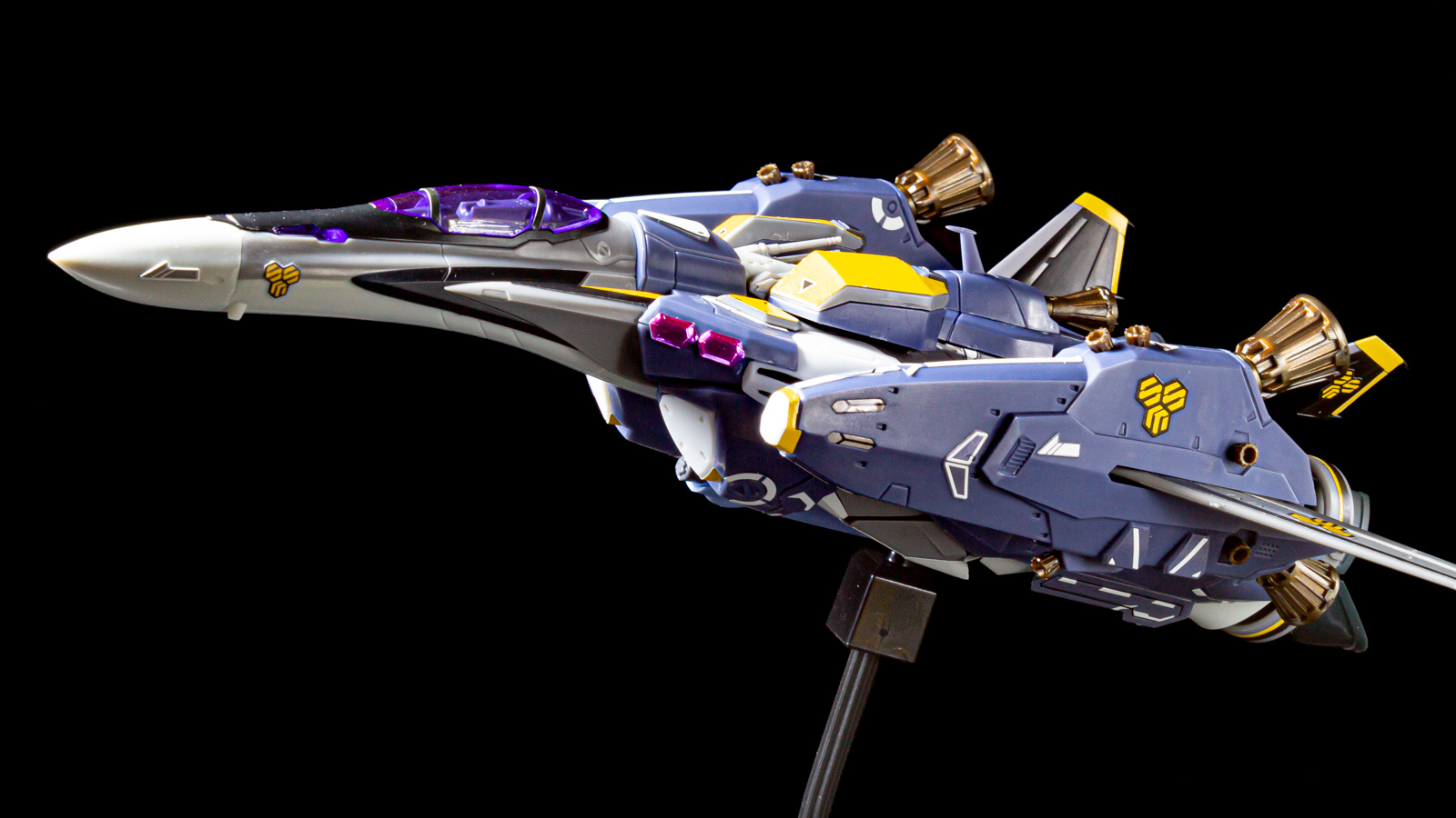 【レビュー】VF25S スーパーメサイアの組み味が気持ちいい理由／アオシマ VFG スーパーメサイア | nippper: ニッパーを握るすべての人と、プラモデルの楽しさをシェアするサイト